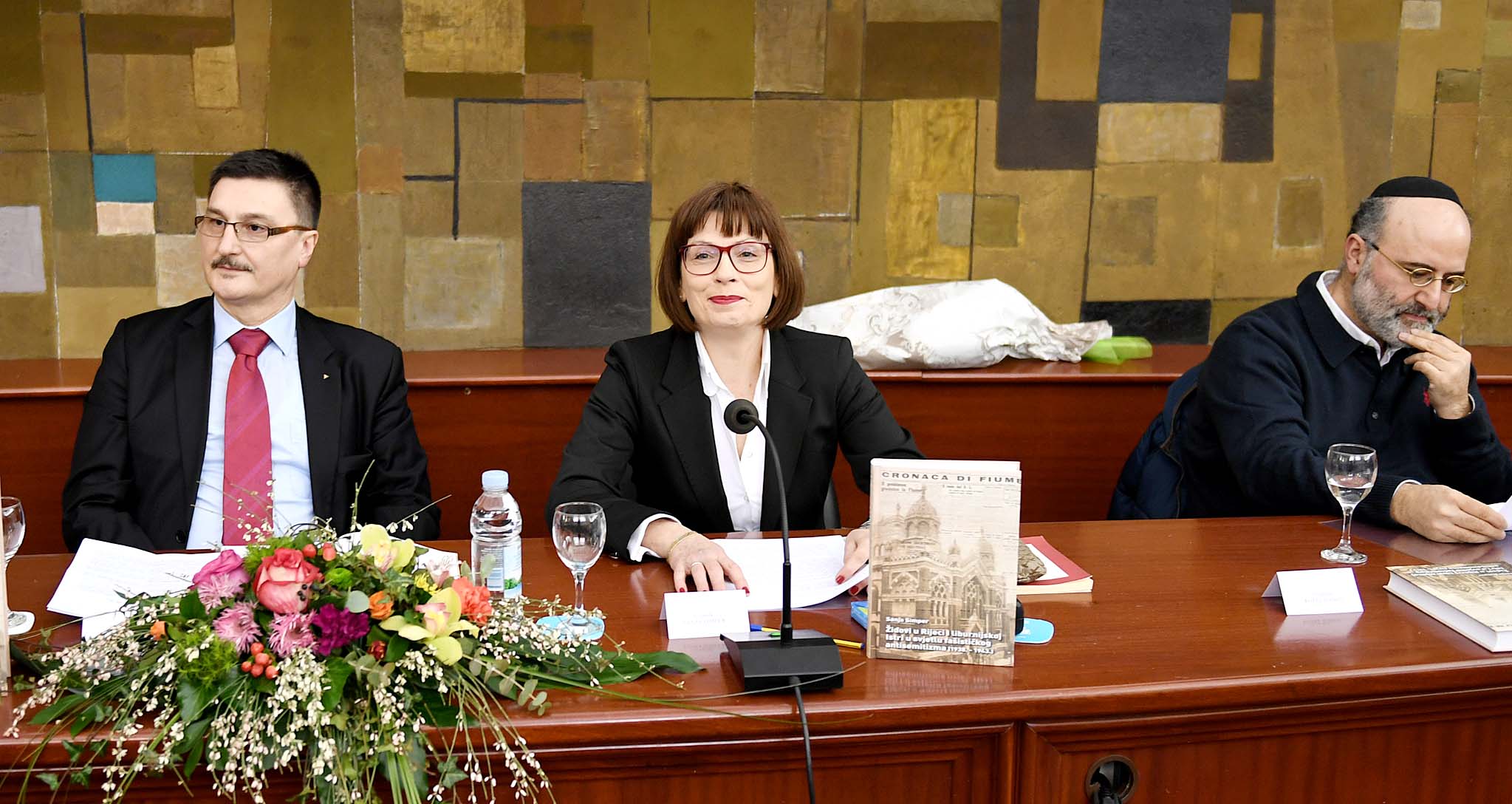 Predstavljena knjiga Sanje Simper: 'Od antisemitizma boluju nežidovi, a ...