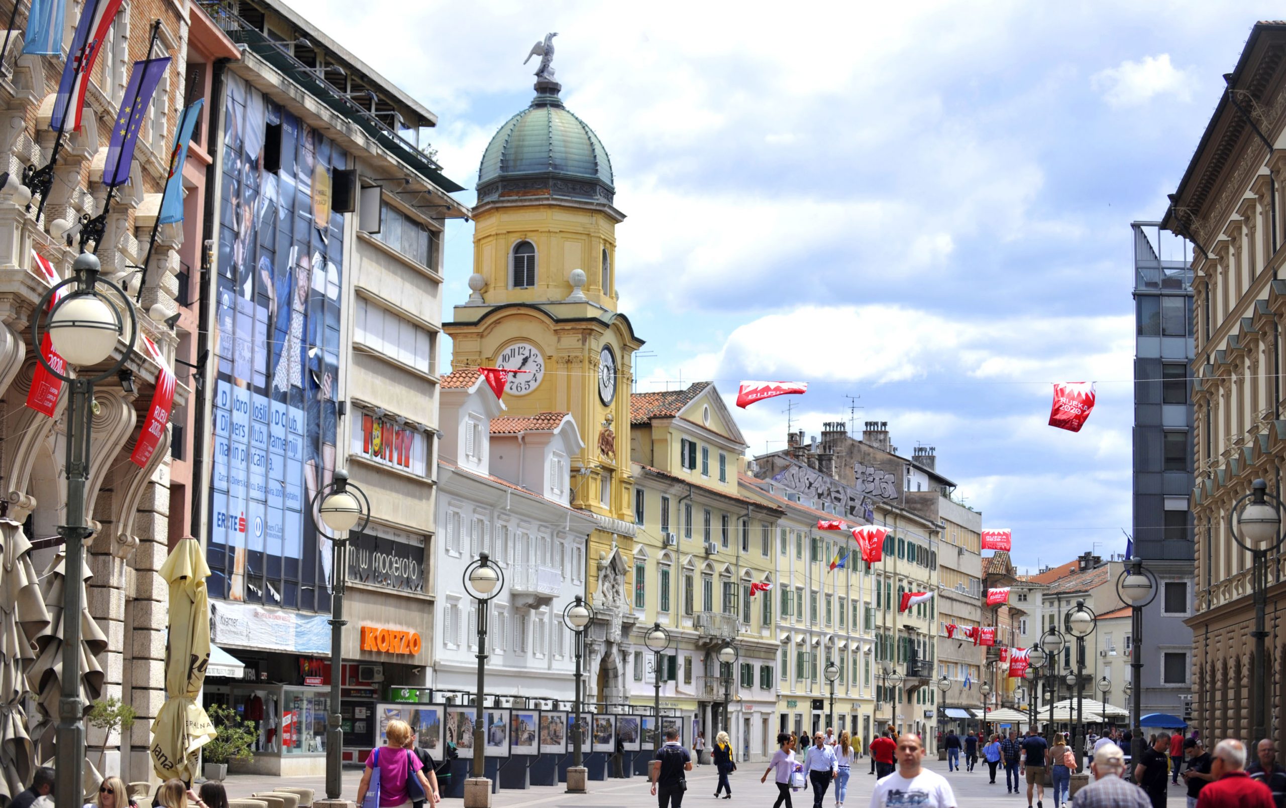 Riječka trobojnica postala svečana zastava Grada Rijeke - Novi list