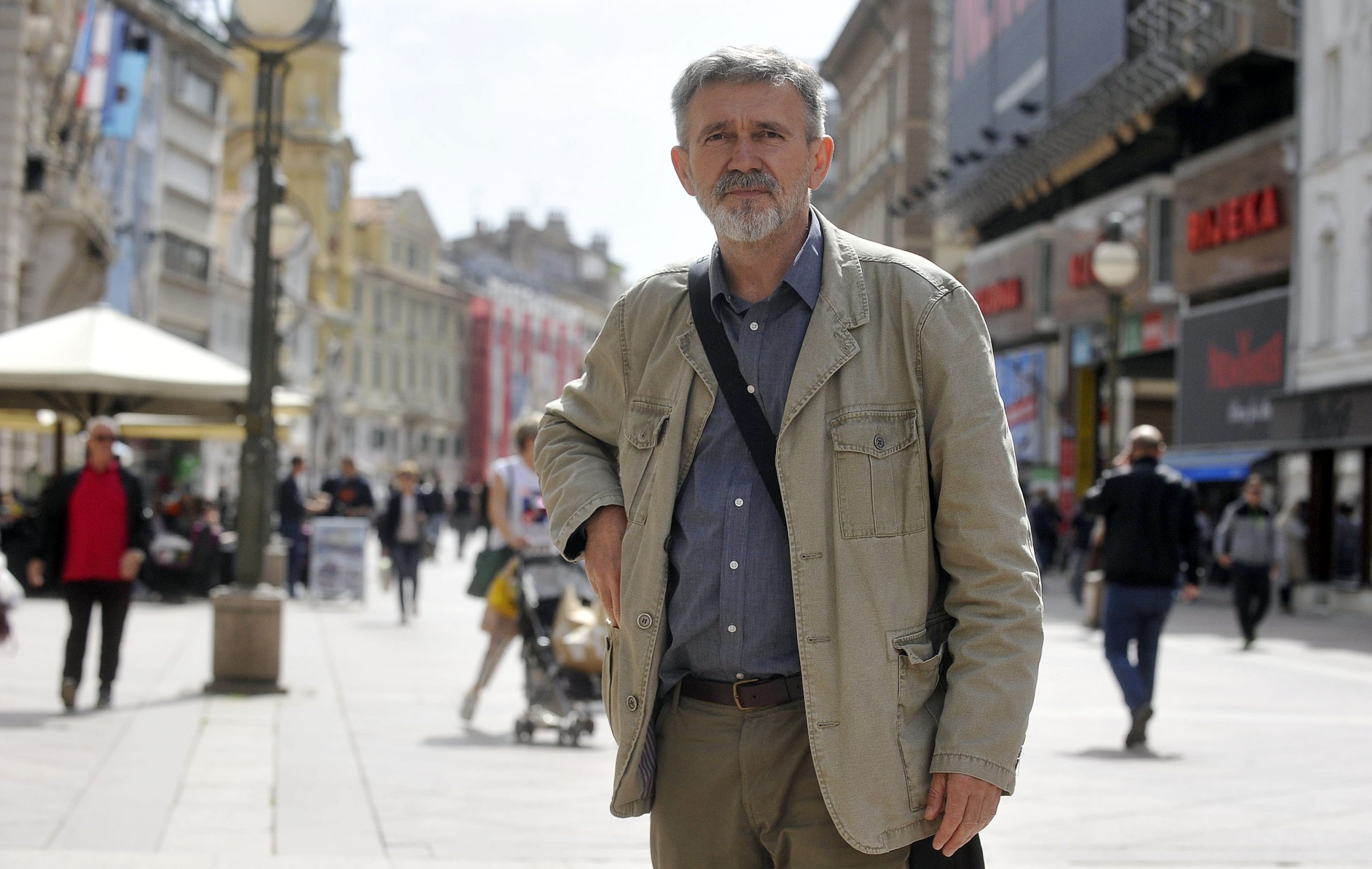 BORISLAV BOŽIĆ Moj prvi fotoaparat bio je nagrada za pjesmu na ...