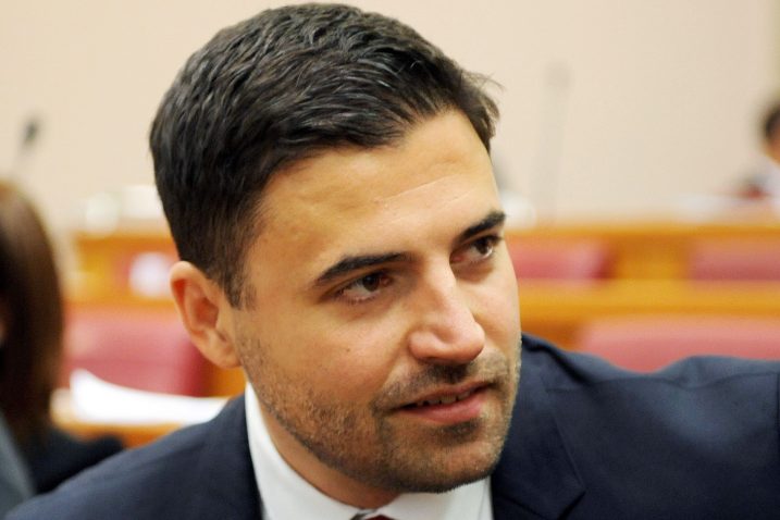 Bernardić o položaju žena u Hrvatskoj: Sve su neravnopravnije! SDP ... Bernardić o položaju žena u Hrvatskoj: Sve su neravnopravnije! SDP ...