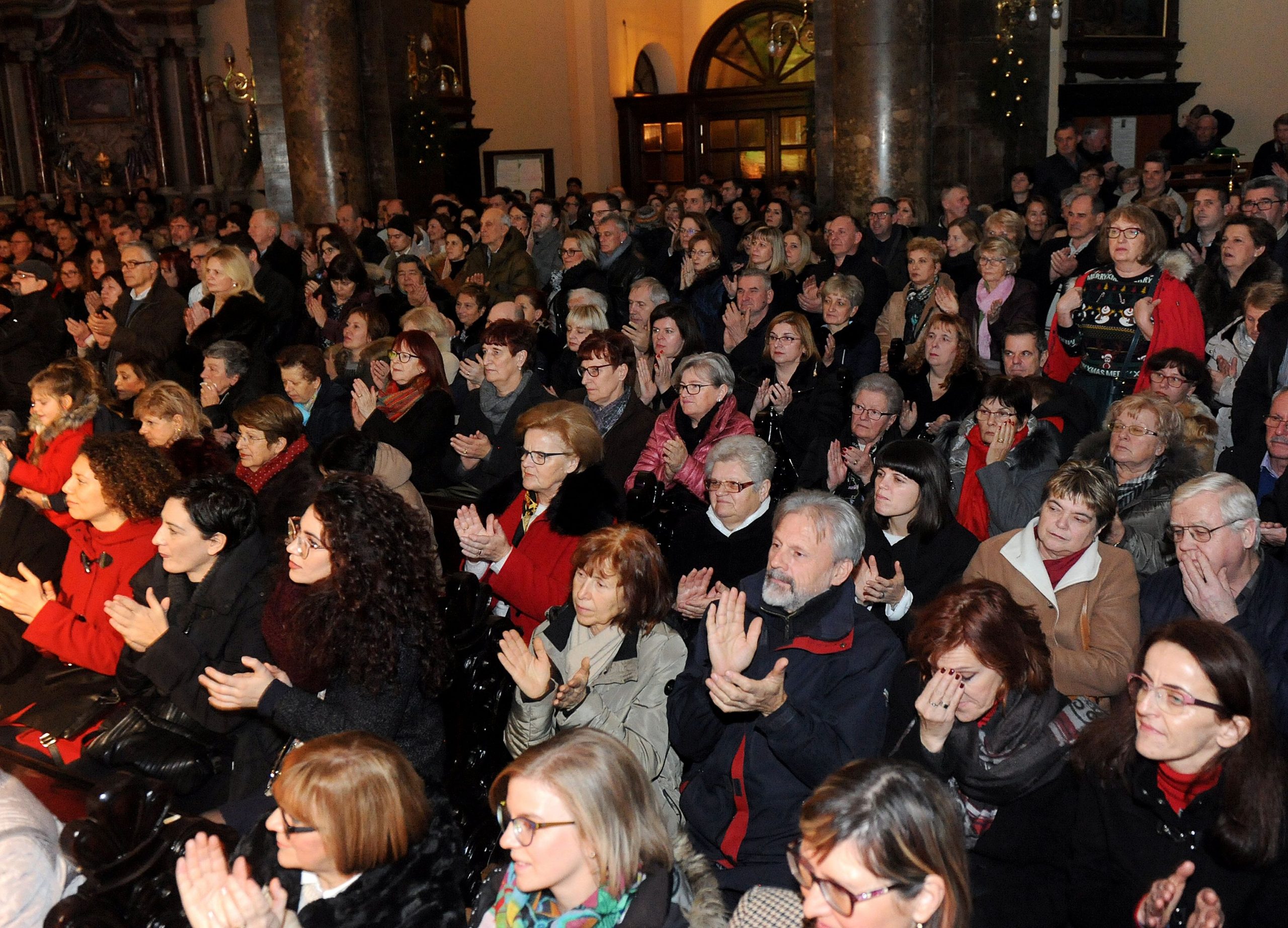 »Božić je judi 2019«: Pogledajte kako je bilo na tradicionalnom ...