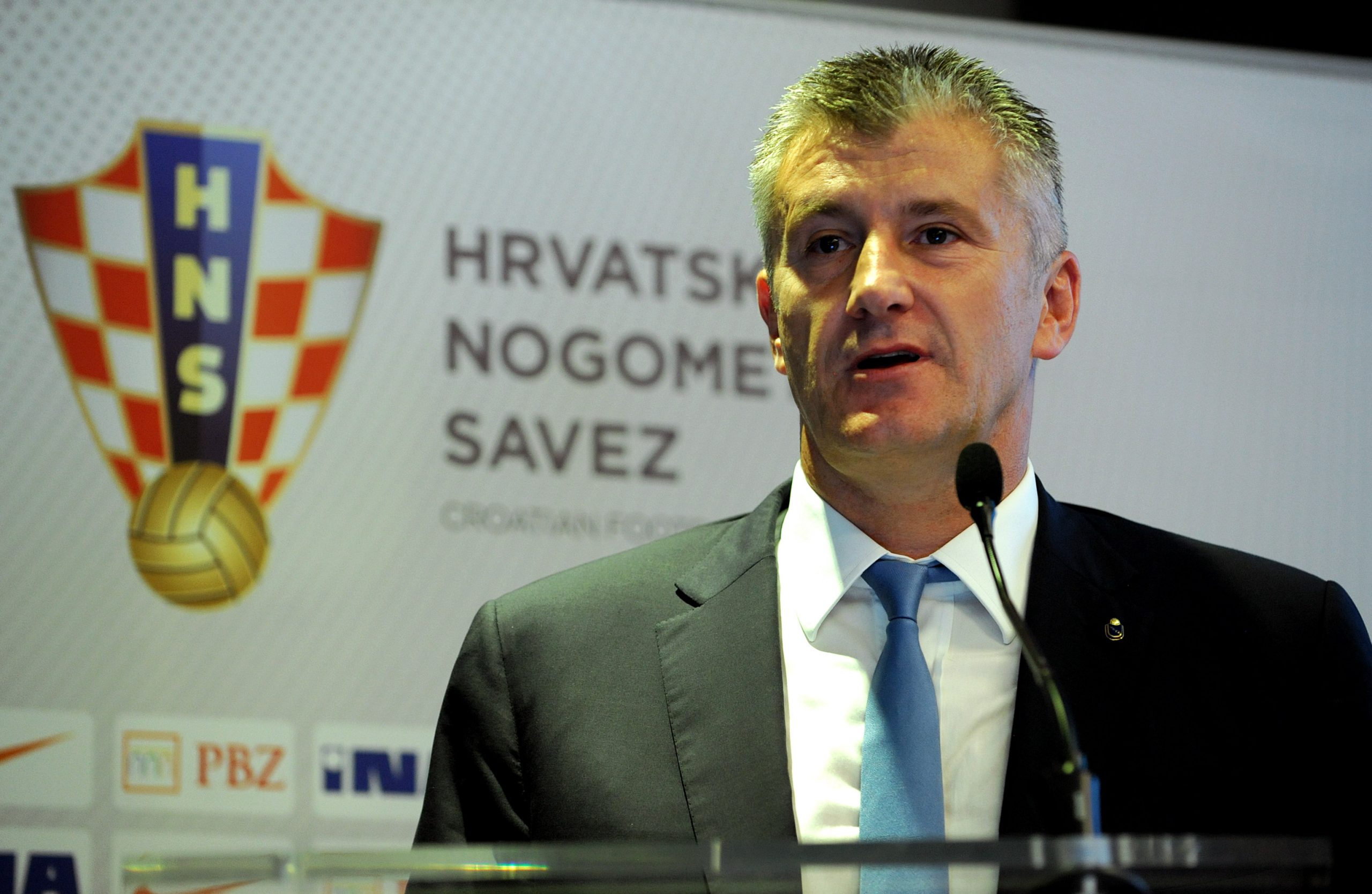 Davor Šuker se opet kandidirao za mjesto u Izvršnom odboru UEFA-e ... Davor Šuker se opet kandidirao za mjesto u Izvršnom odboru UEFA-e ...