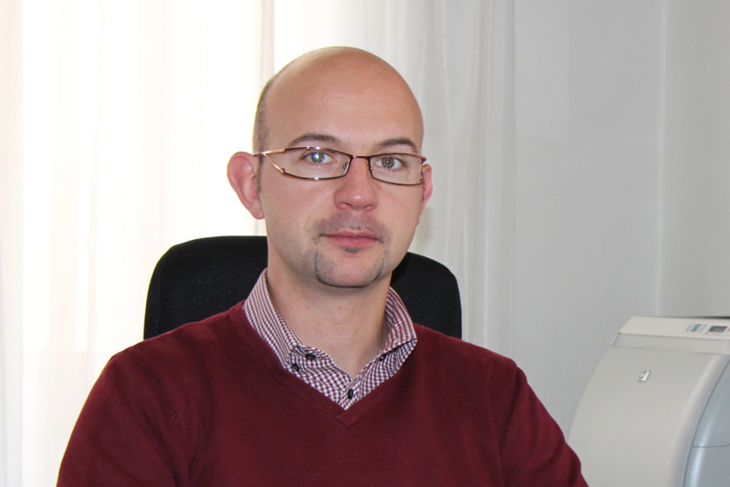 EPIDEMIJA U BRTONIGLI Zaražen je i načelnik Općine Pavao Klarić i ... EPIDEMIJA U BRTONIGLI Zaražen je i načelnik Općine Pavao Klarić i ...