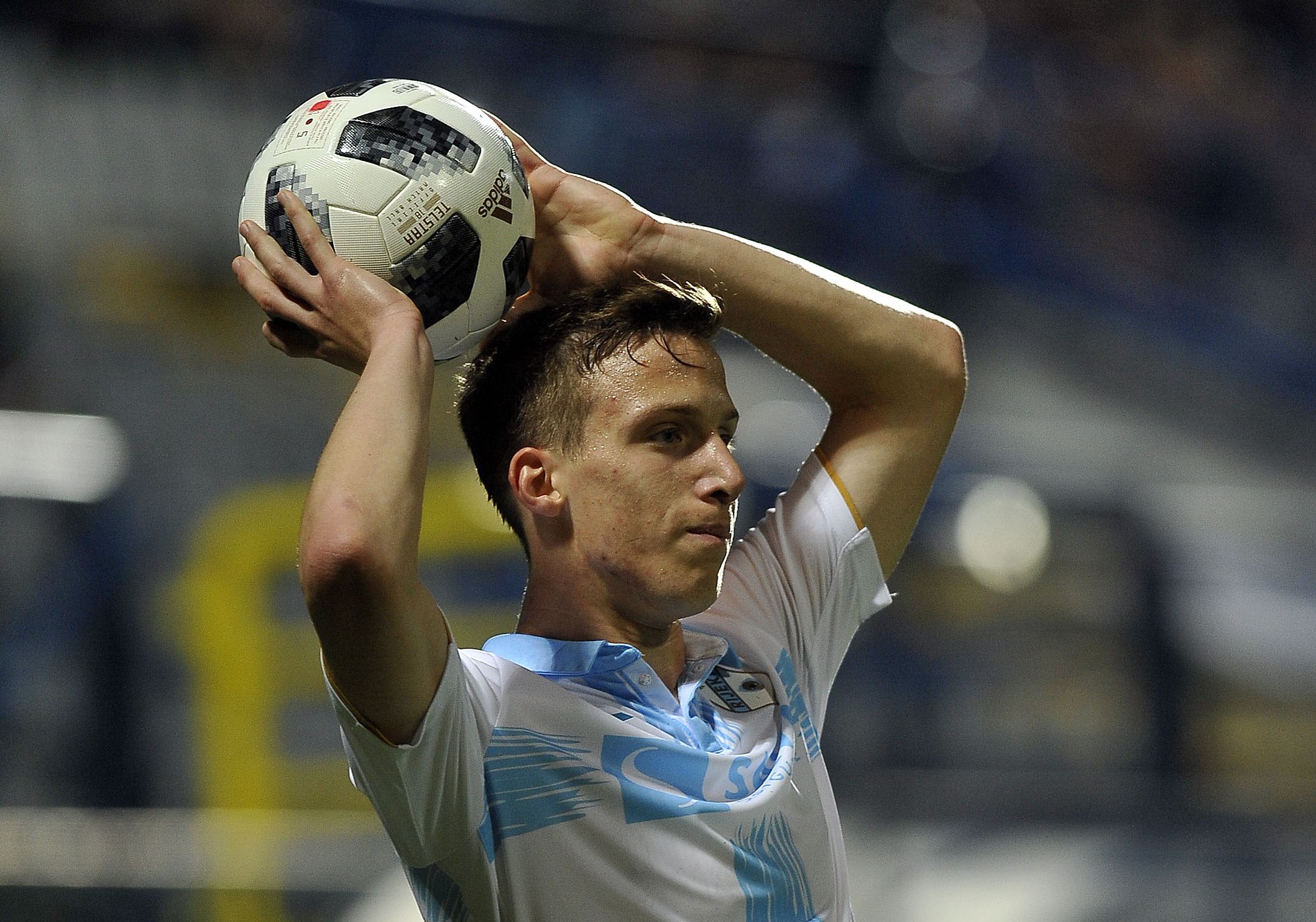 Filip Braut postao prvi šesnaestogodišnjak koji je zaigrao za Rijeku u ...