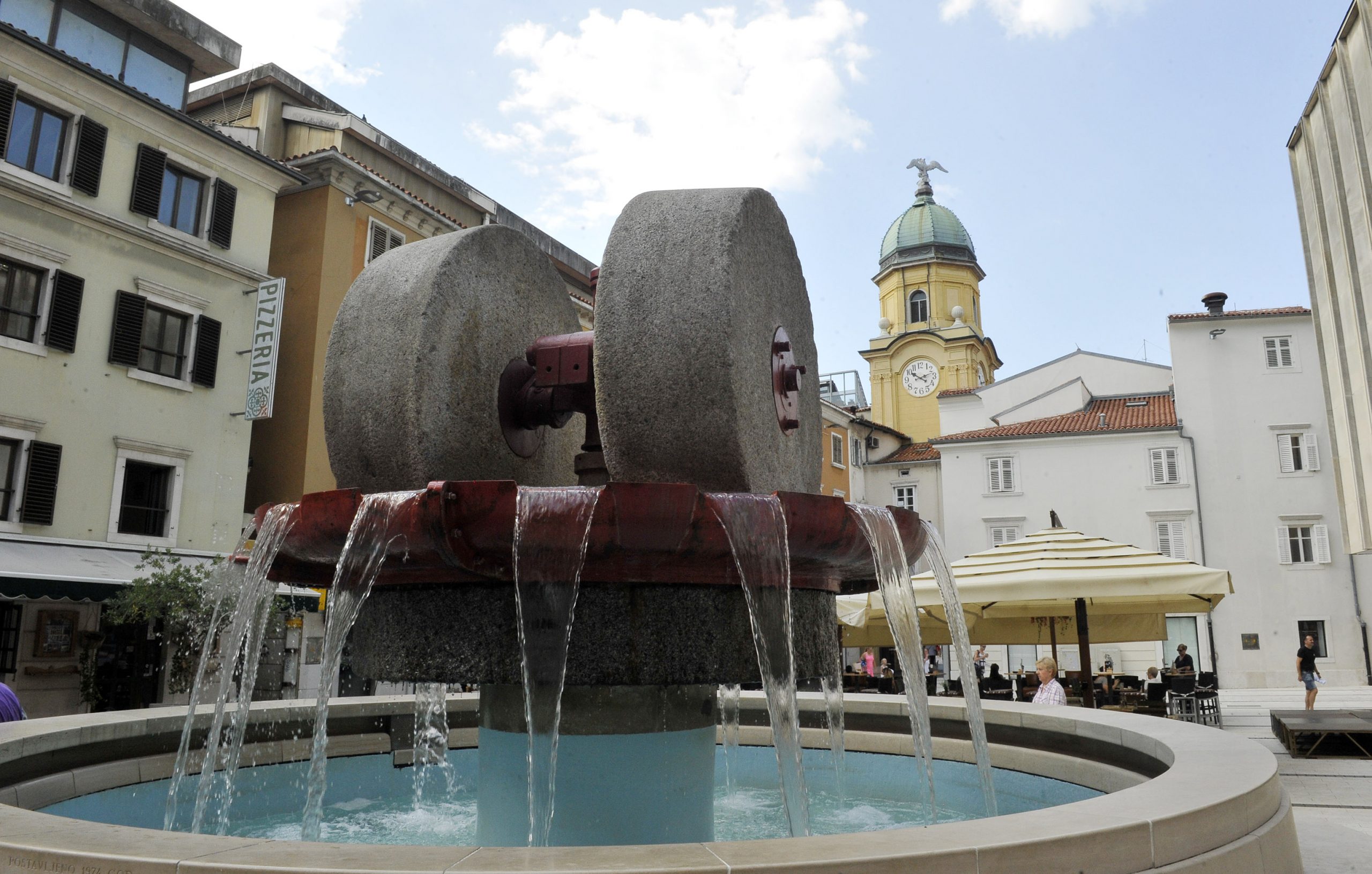 GRADSKA UPRAVA ZADOVOLJNA Grad Rijeka prvi u Hrvatskoj po broju ...