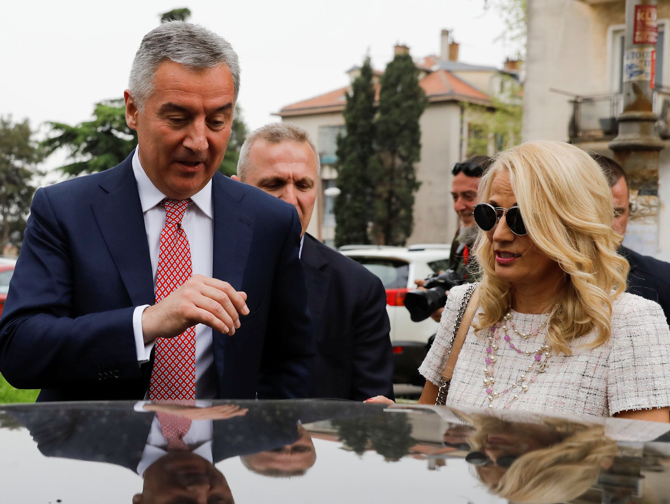 Milo Đukanović oženio sina na mjestu gdje je bila svadba Novaka ... Milo Đukanović oženio sina na mjestu gdje je bila svadba Novaka ...