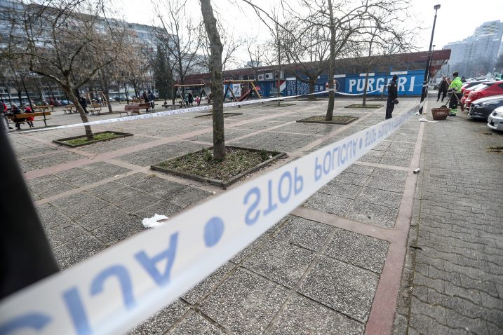 OBRAČUN U KAFIĆU U pucnjavi u Novom Zagrebu ozlijeđen 30-godišnjak ... OBRAČUN U KAFIĆU U pucnjavi u Novom Zagrebu ozlijeđen 30-godišnjak ...