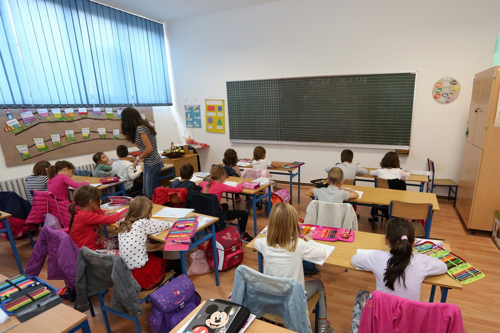 OŠ "Jure Turić" Gospić i OŠ Lovinac opet u društvu najboljih - Novi list