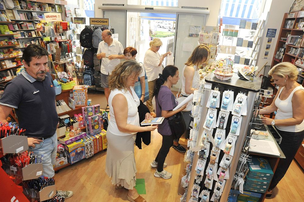 Obišli smo riječke knjižare i uvjerili se - novčanici roditelja ...