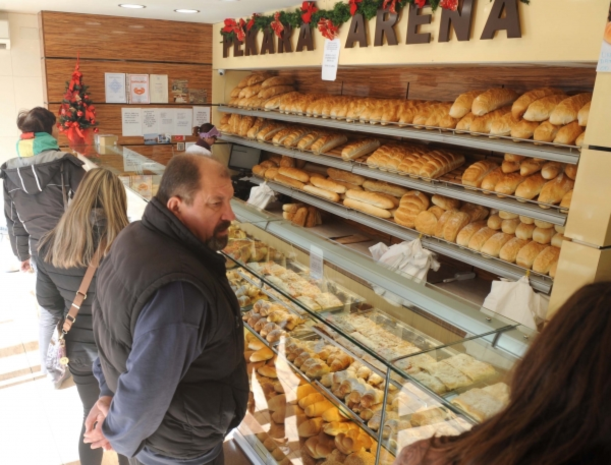 Pekara Arena na Turniću: Riječki pekar snizio cijene svih vrsta kruha ...