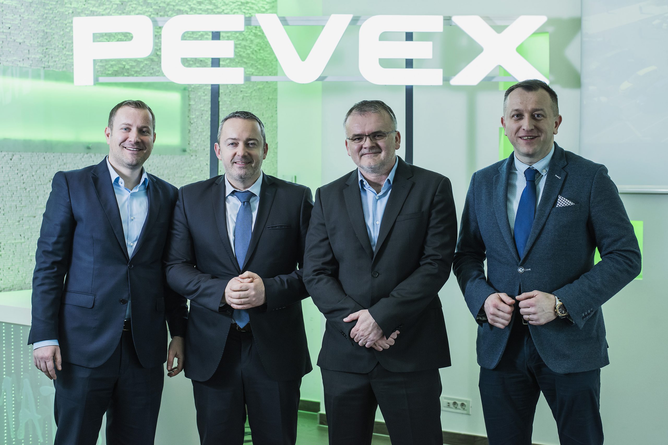 Pevec i službeno postaje Pevex, predstavljeno novo ime i logotip - Novi ...