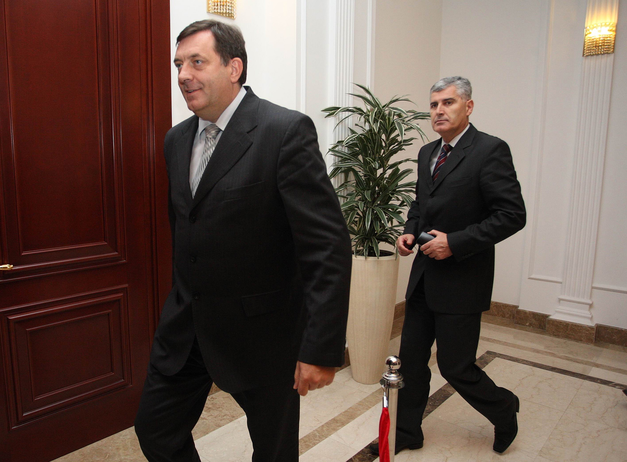 SANJA MODRIĆ Čovićevo lisičje slavlje u Banjaluci - Novi list