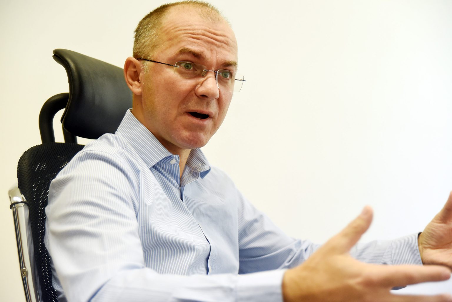 SOCIOLOG DRAGAN BAGIĆ 'Mit o Hrvatskoj kao raju na zemlji prilično je ...