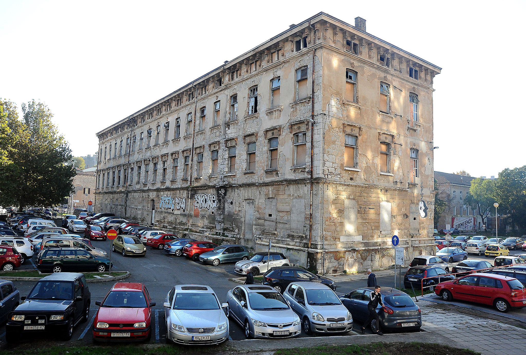 Traži se izvođač za T-objekt: Stigle su tri ponude za riječku Gradsku ... Traži se izvođač za T-objekt: Stigle su tri ponude za riječku Gradsku ...