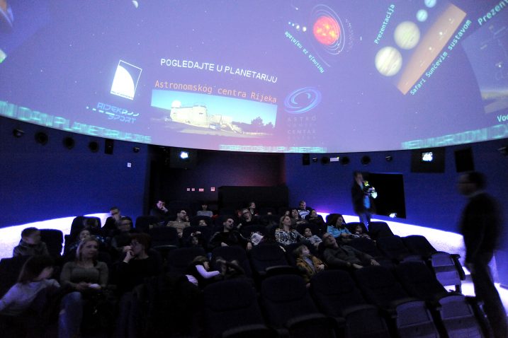Astronomski centar Rijeka: Filmovi, radionice i izložbe za djecu i ...