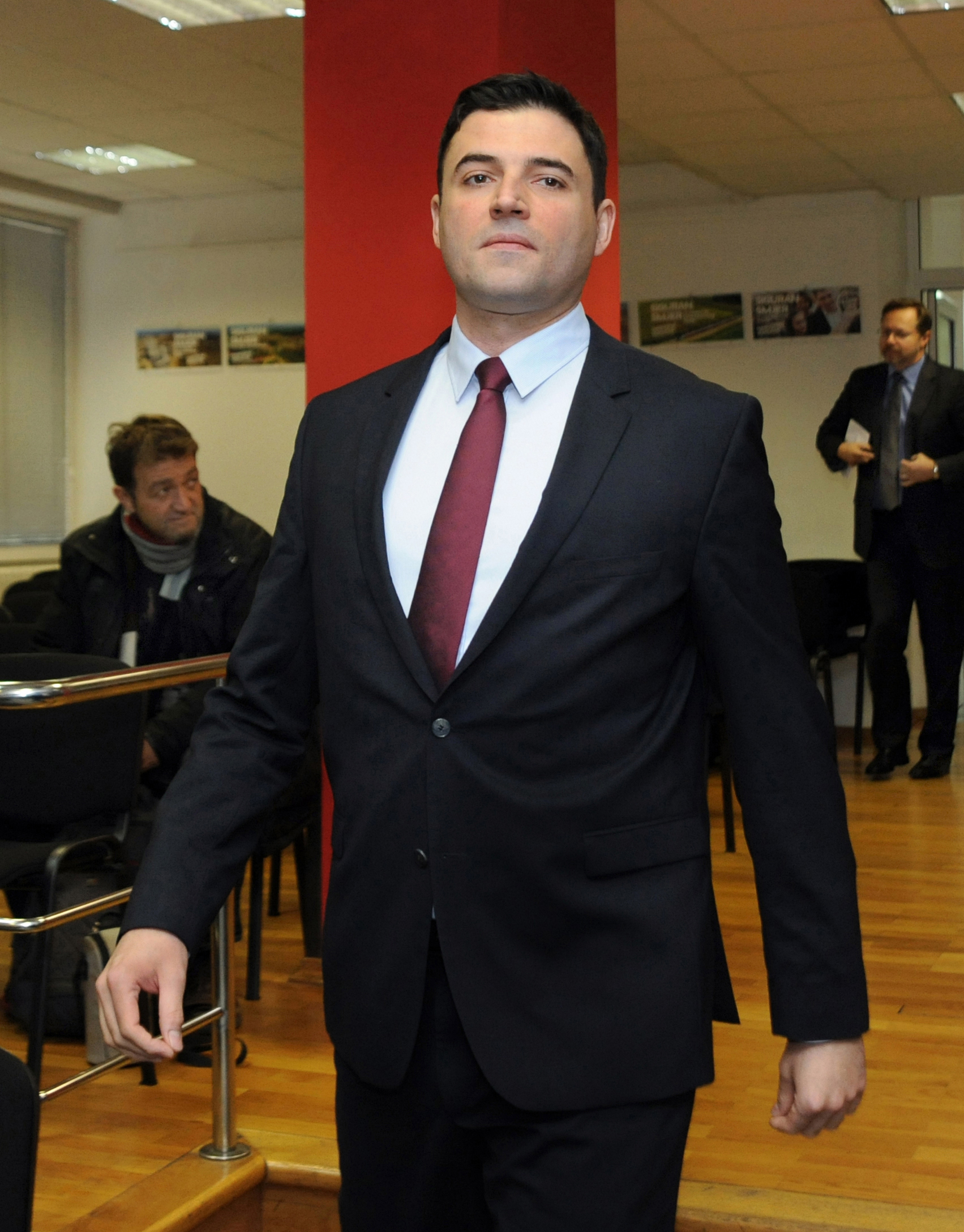 Bernardić u Rijeci: Vladajuća koalicija sastavljena samo da prikrije ... Bernardić u Rijeci: Vladajuća koalicija sastavljena samo da prikrije ...
