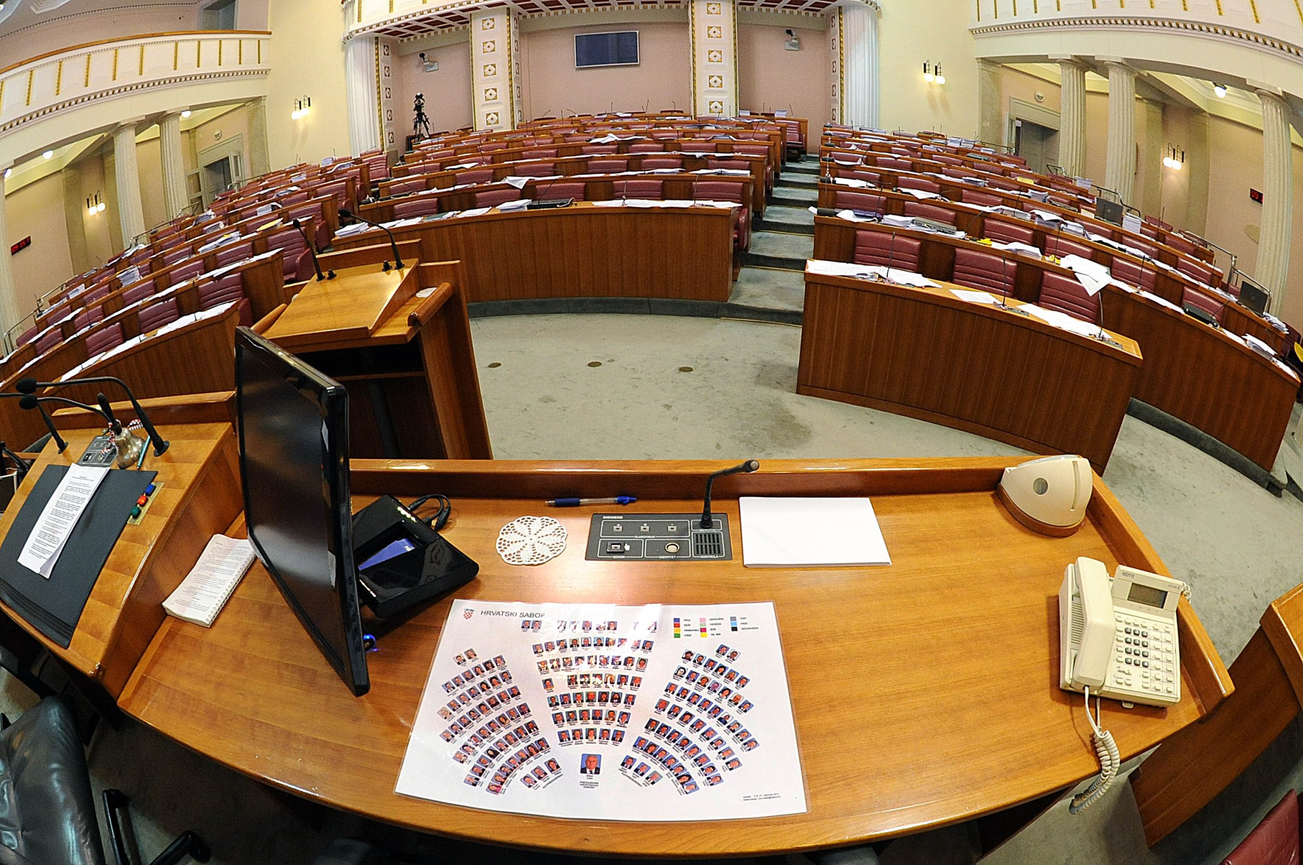 Bivši šef SDP-a potvrdio da ovih dana definitivno napušta Sabor: 'Ako ...