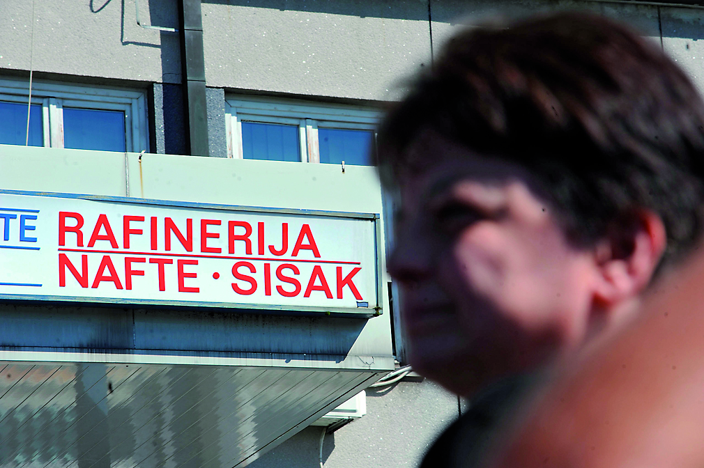 Borba za rafinerije: Nafta iz Siska neće u riječku rafineriju - Novi list