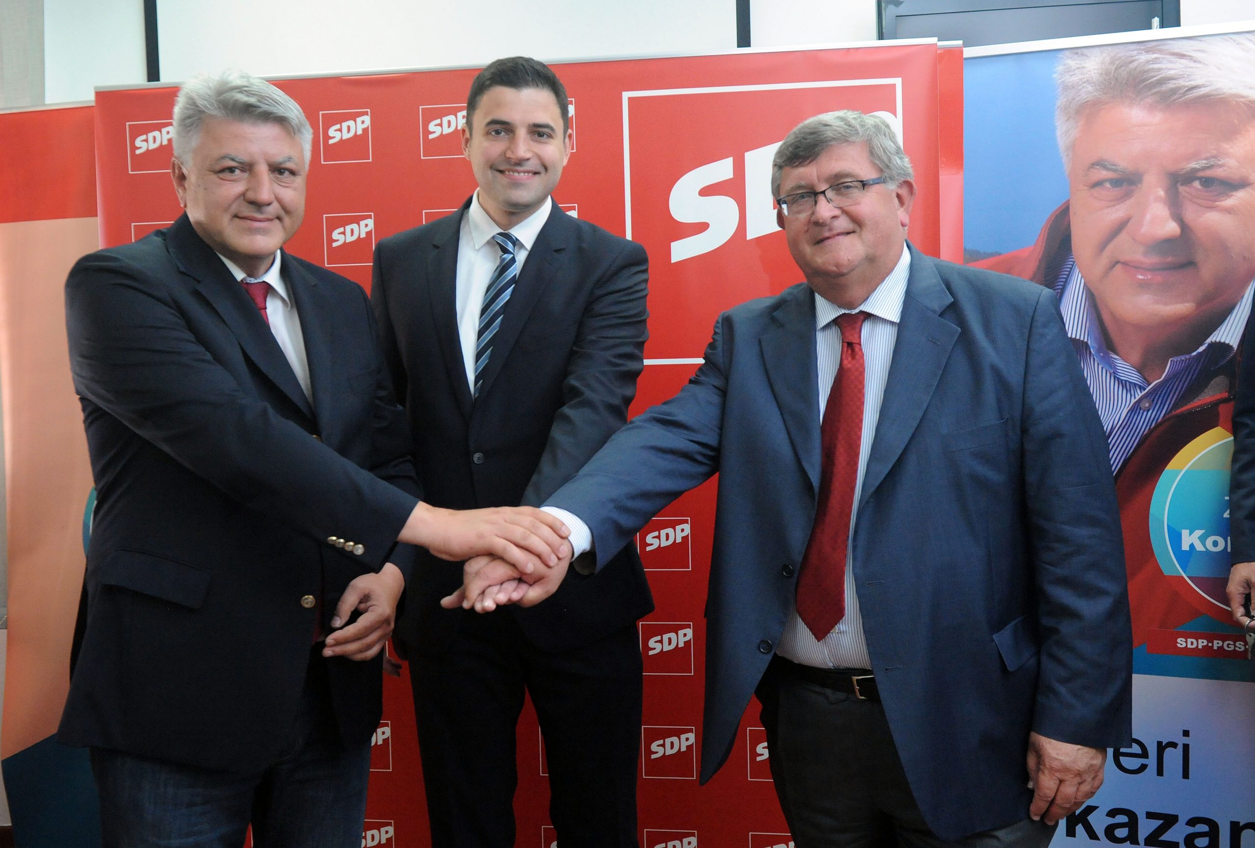 DAN D ZA SDP Hoće li Komadina danas okrenuti leđa Bernardiću? - Novi list DAN D ZA SDP Hoće li Komadina danas okrenuti leđa Bernardiću? - Novi list