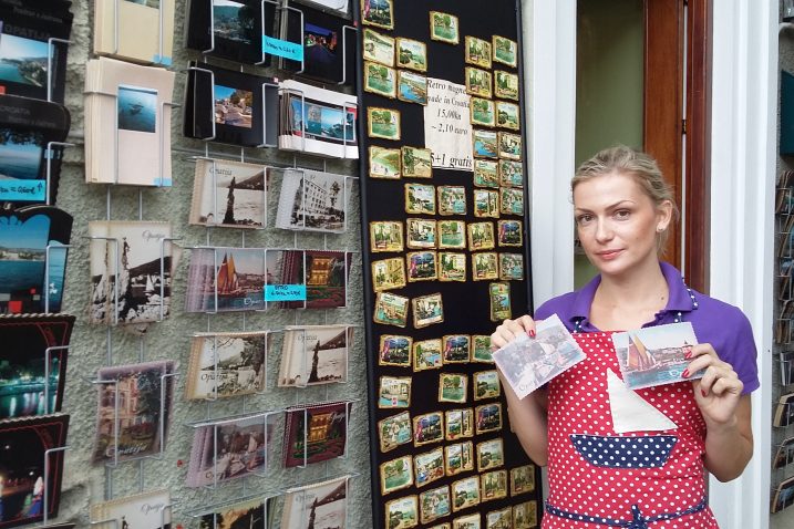 Dobre stare razglednice prkose Fejsu i e-cardu - Novi list