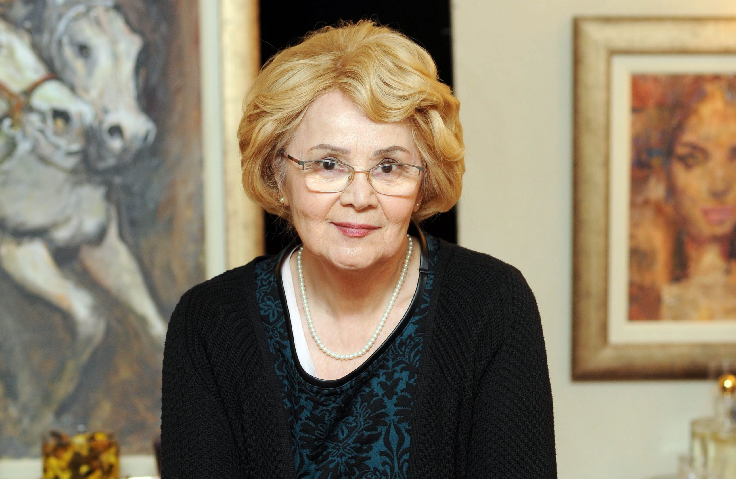 Helena Buljan: Uživam glumeći u "Zlatnim dvorima" sa svojim studentima ...