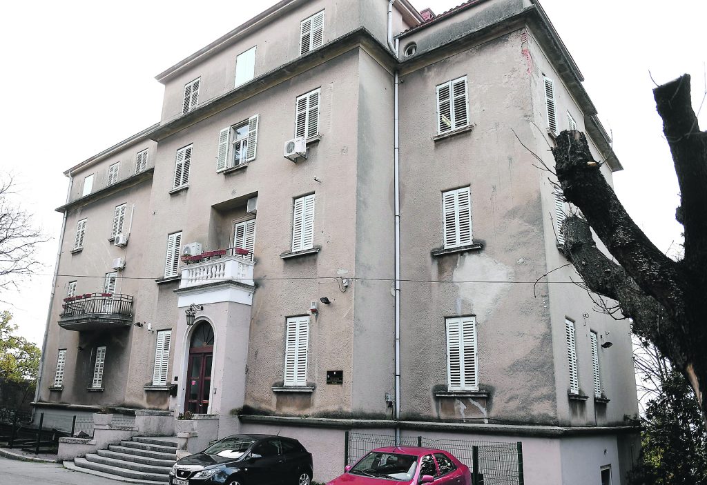 Hotel Park na Pećinama opet postaje - hotel. A dobrih vijesti iz ...