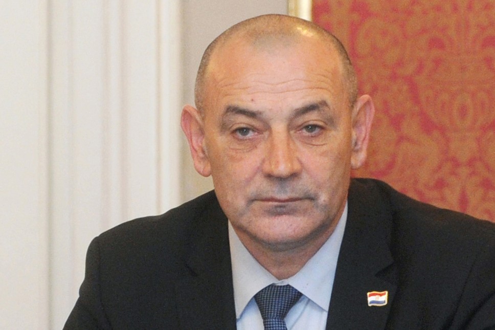 Medved: Kritike EK o položaju branitelja su neopravdane - Novi list Medved: Kritike EK o položaju branitelja su neopravdane - Novi list