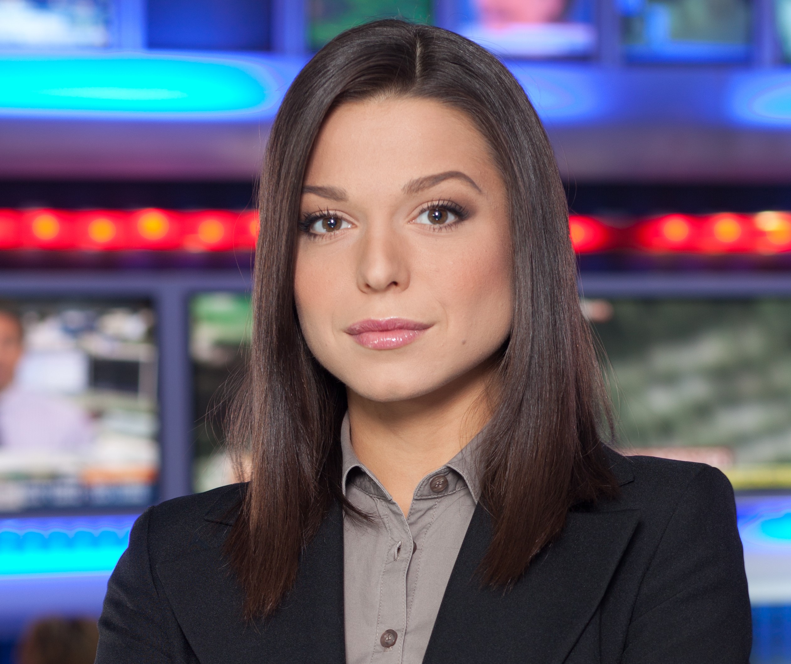 Određen istražni zatvor muškarcu koji je prijetio novinarki Nove TV ... Određen istražni zatvor muškarcu koji je prijetio novinarki Nove TV ...