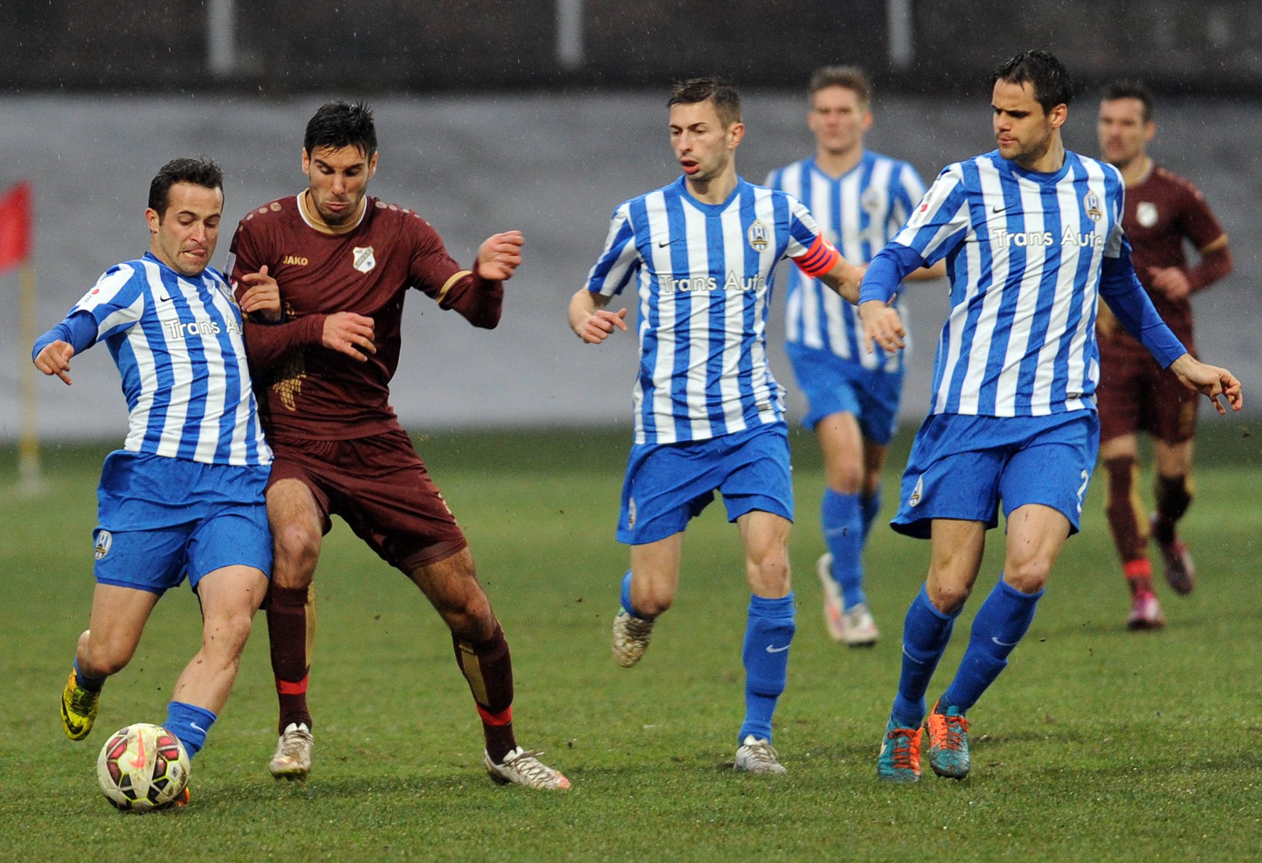 Riječko slavlje u Zagrebu: "Rijeka" potopila "Lokomotivu" sa 4:0 - Novi ...