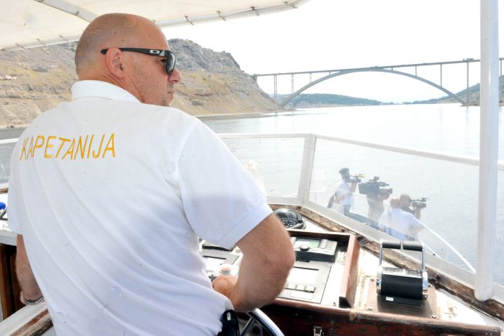 S posadom broda Vid u kontroli sigurnosti pomorskog prometa: Nautičari ...