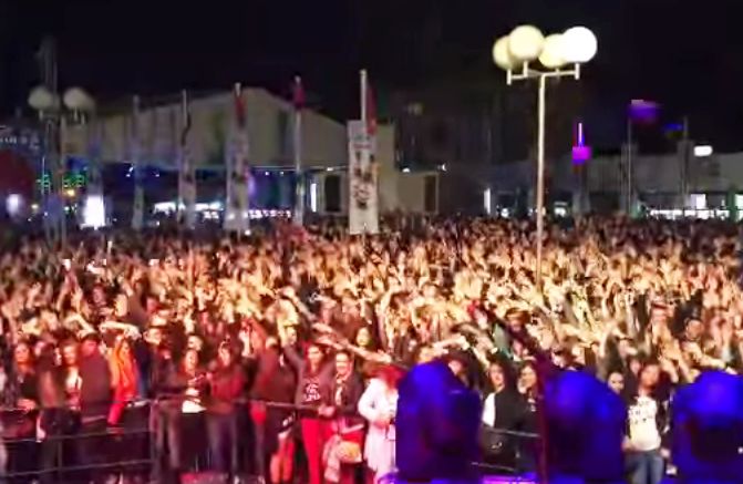 Više od 40 ozlijeđenih na pivskom festivalu u Prištini: Pucnjava ... Više od 40 ozlijeđenih na pivskom festivalu u Prištini: Pucnjava ...