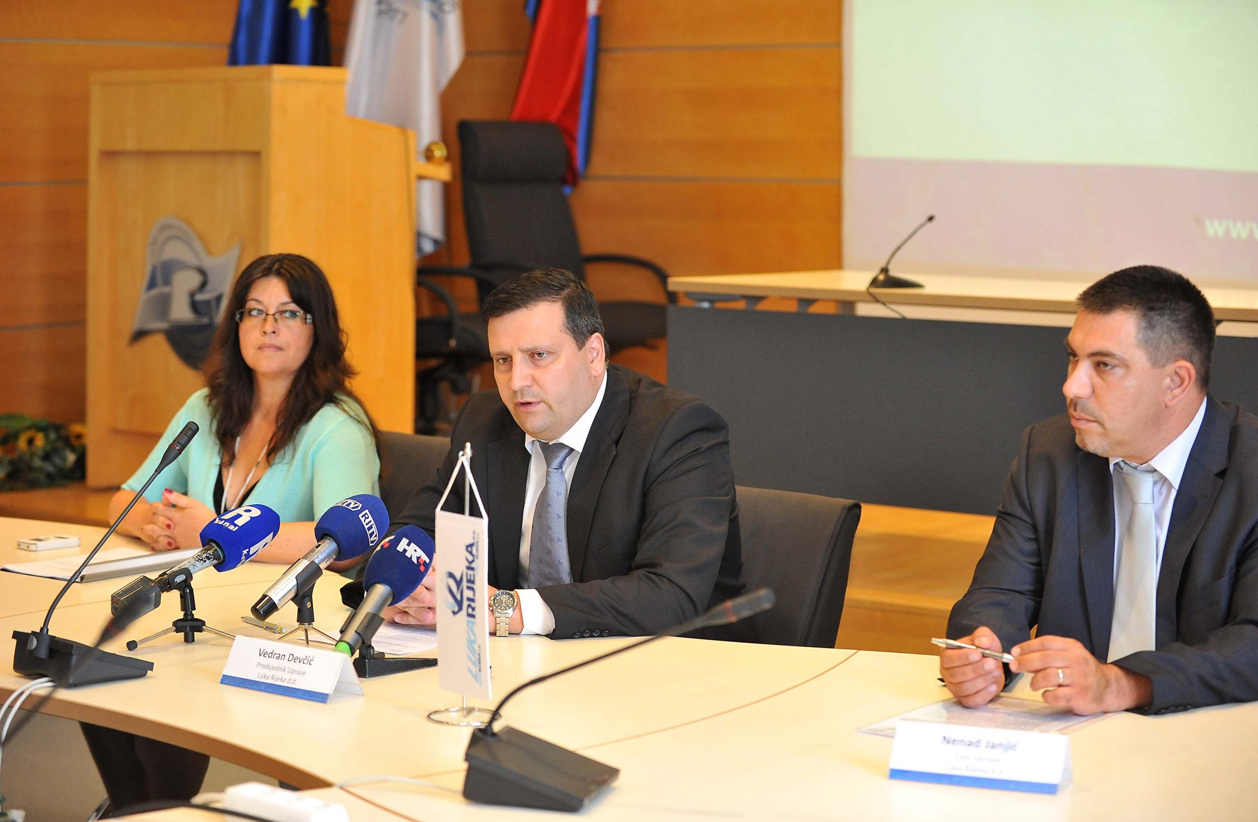 Za dionice Luke Rijeka uplaćeno 216 milijuna kuna - Novi list