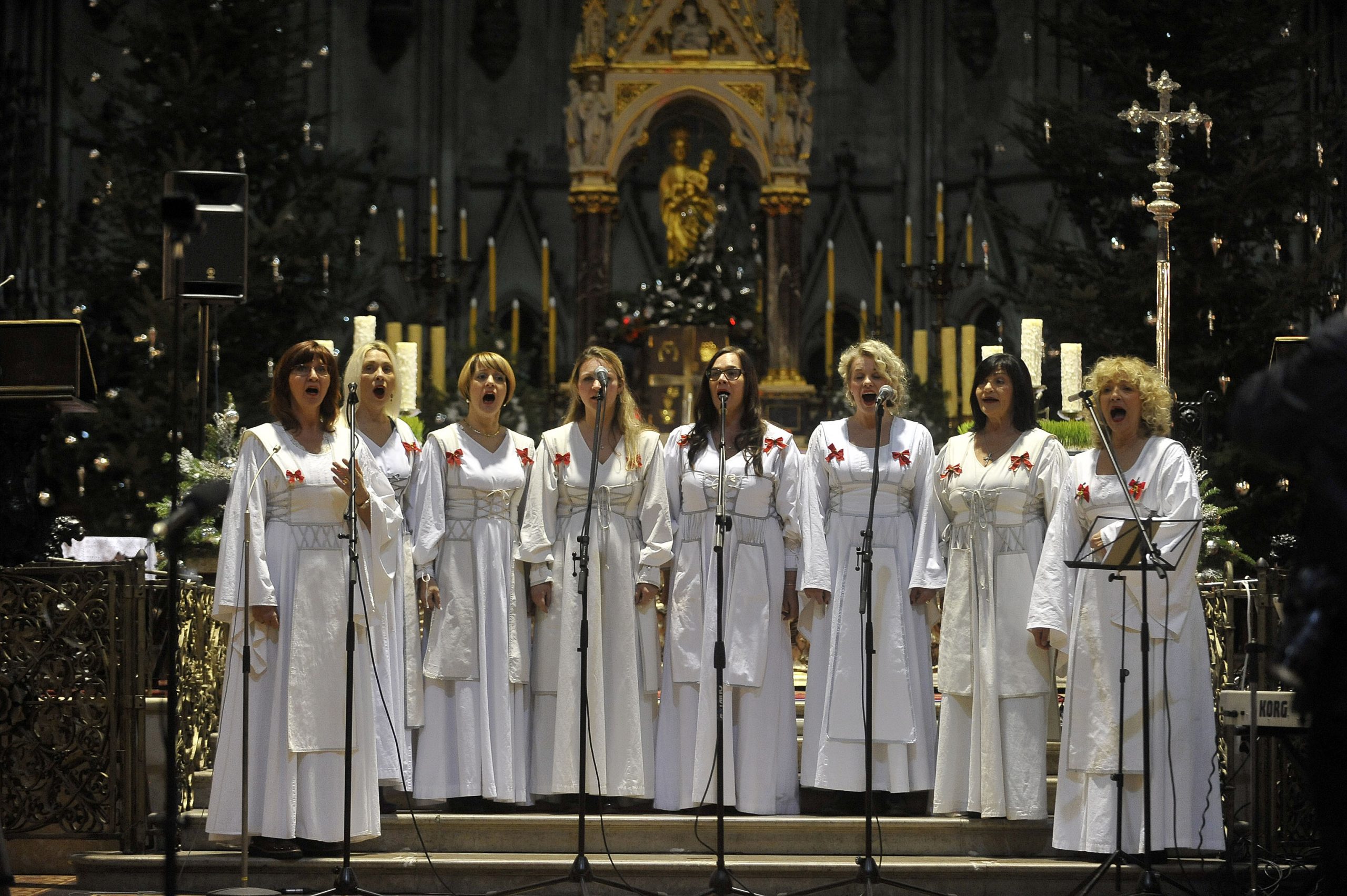 ŽENSKA KLAPA LUKA Poseban nastup u crkvi Uznesenja Blažene Djevice ... ŽENSKA KLAPA LUKA Poseban nastup u crkvi Uznesenja Blažene Djevice ...
