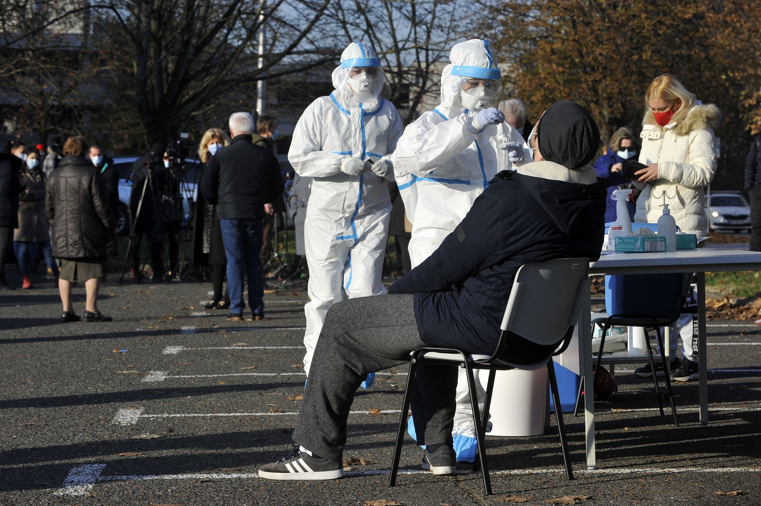 PIŠE EDI PRODAN Čovječe - iz pećine si izašao, u pećinu se vraćaš - Novi list