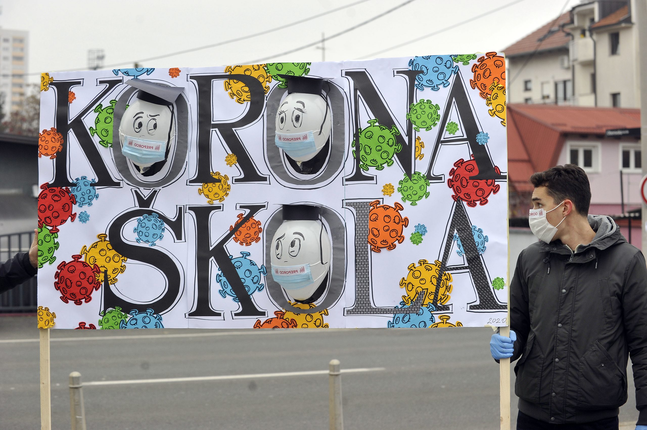 Grad Rijeka ne želi prelazak na online nastavu za više razrede osnovnih ...