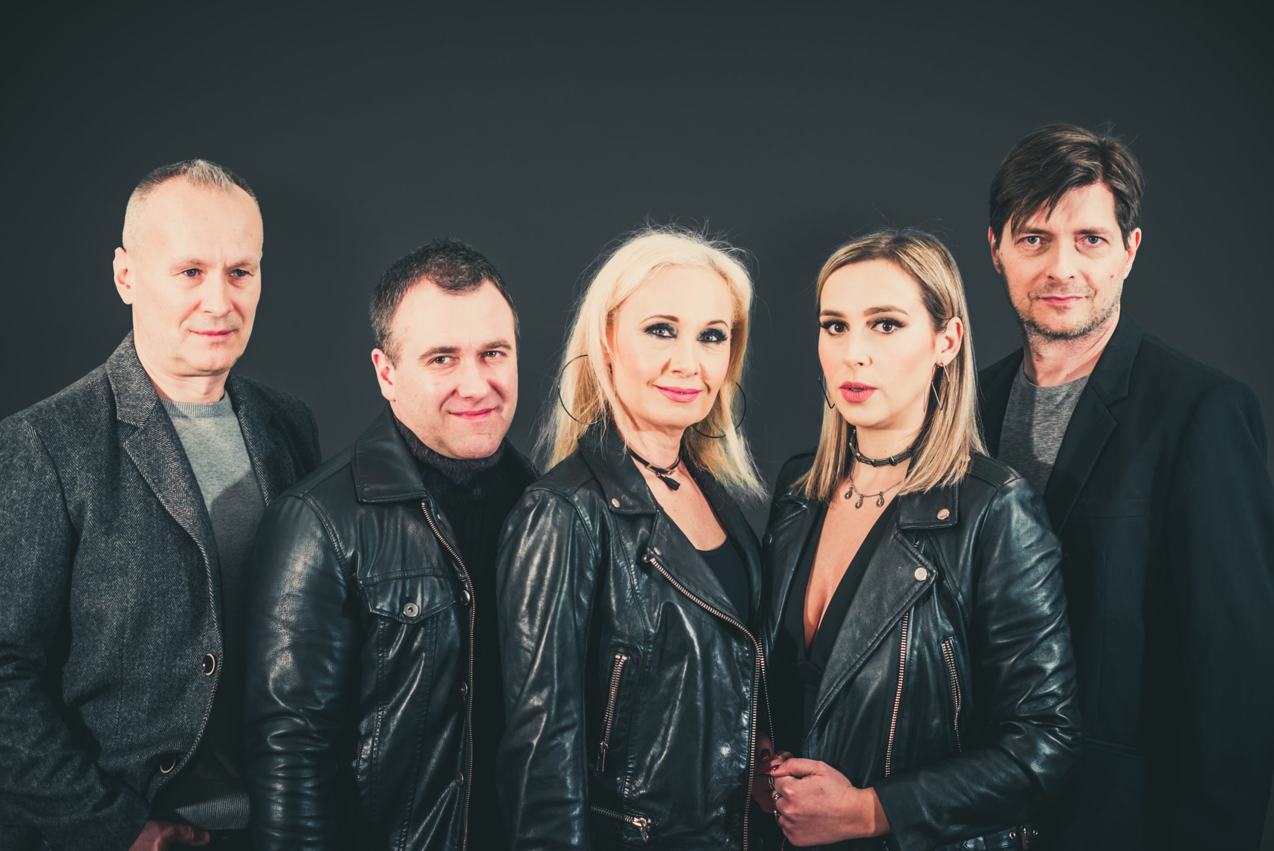 PREDSTAVLJAMO Debitantski album zagrebačkog benda Heidi šeće psa - Novi ...