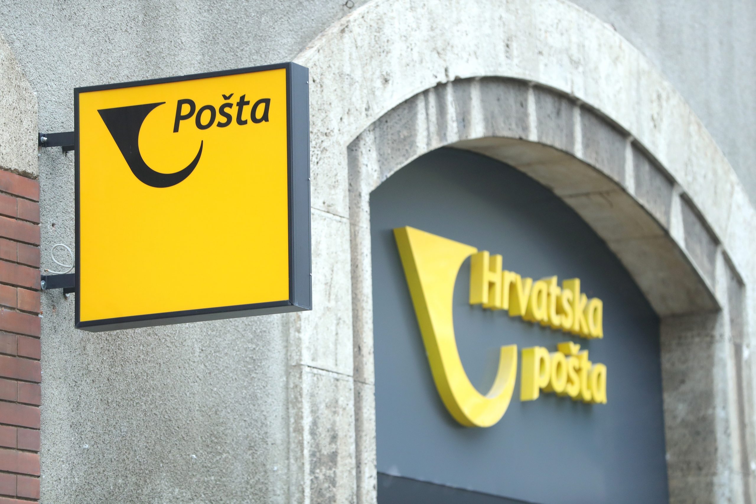 Hrvatska pošta: Cijena slanja paketa ista ako se koristi ...