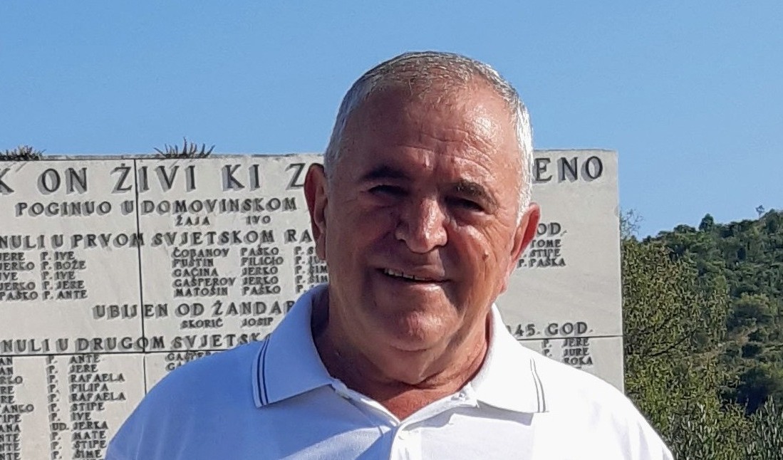 RAHIM ADEMI Iskreno se nadam kako svojom knjigom pomažem stvaranju ...