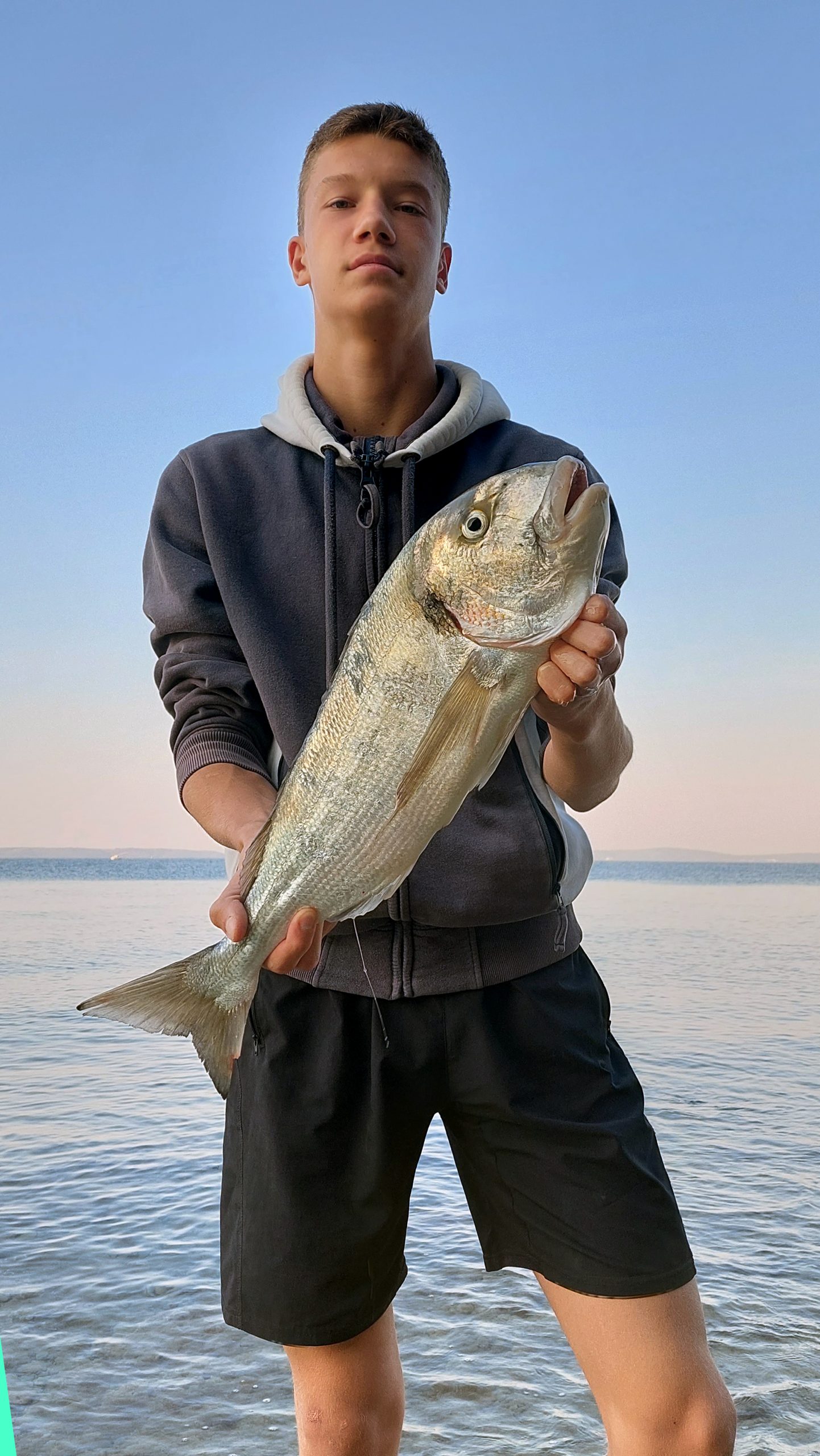 Tako se lovi! Najprije kapitalni fratar, a onda komarča za dobro jutro ...