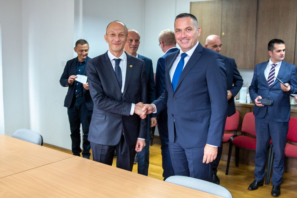 Ernest Petry predao kandidaturu za predsjednika ličkog HDZ-a - Novi list