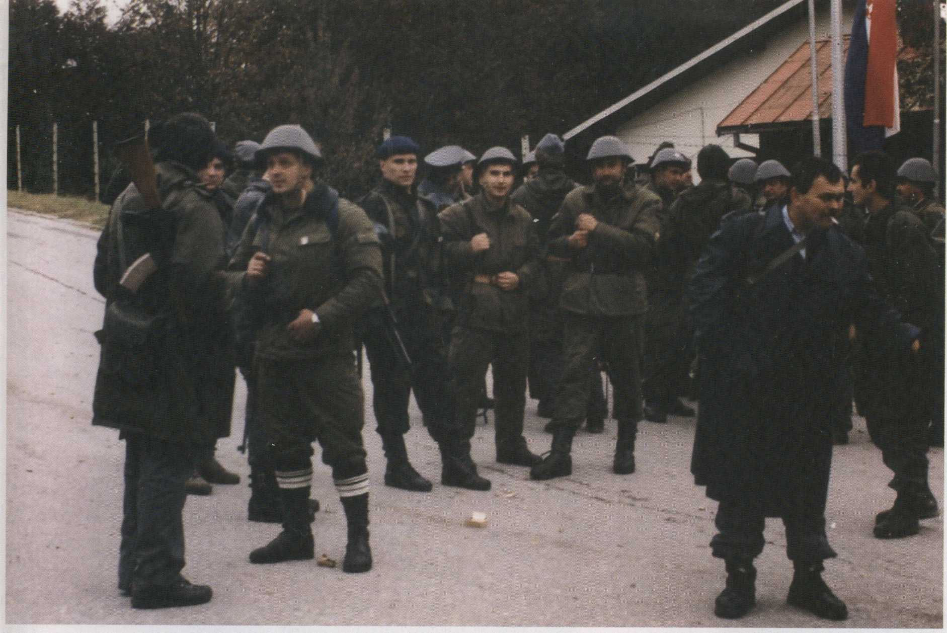 30. godišnjica oslobođenja vojarne u Delnicama: "To je oružje ...