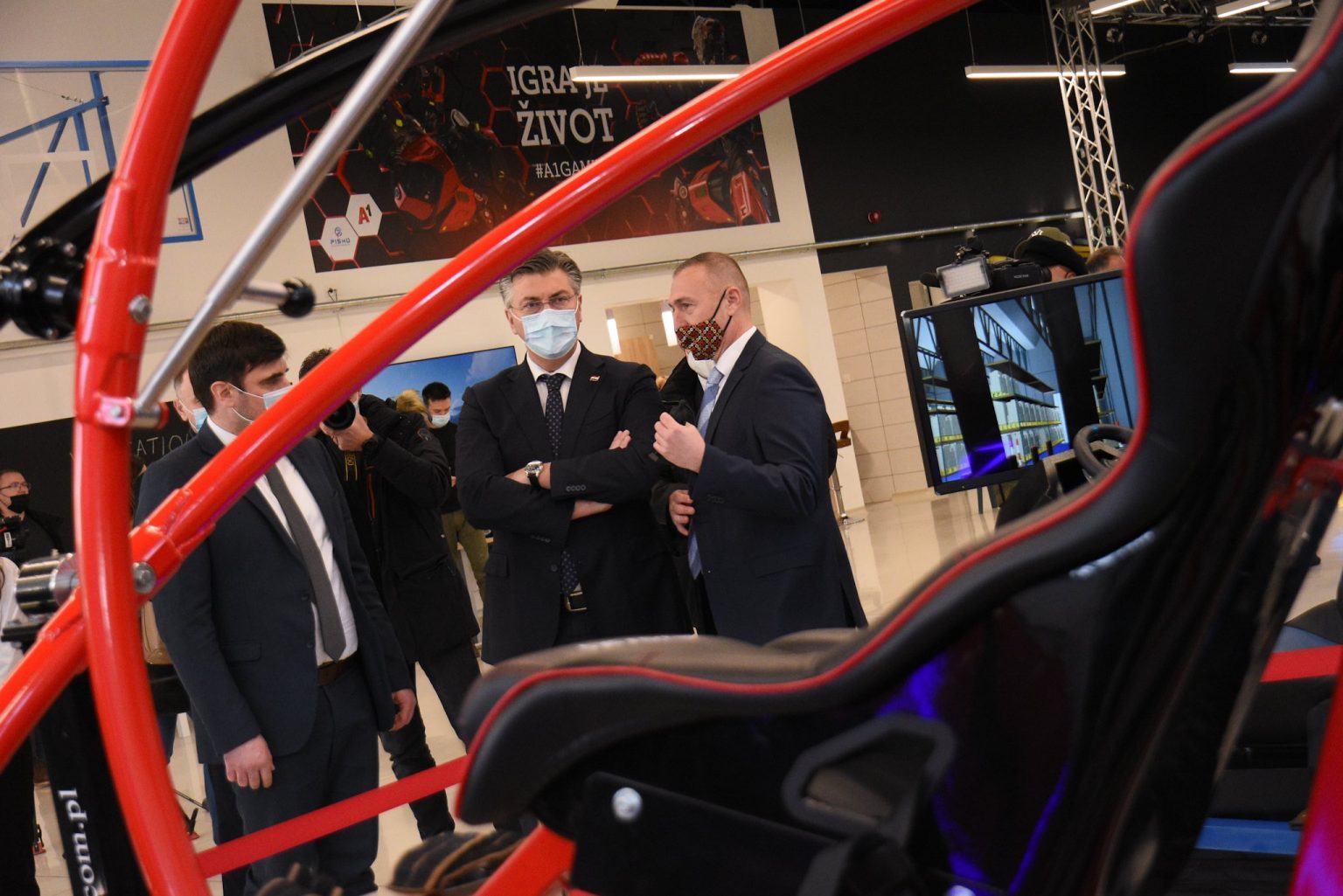 Novska postaje središte gaming industrije, tamošnja škola sad ima ...