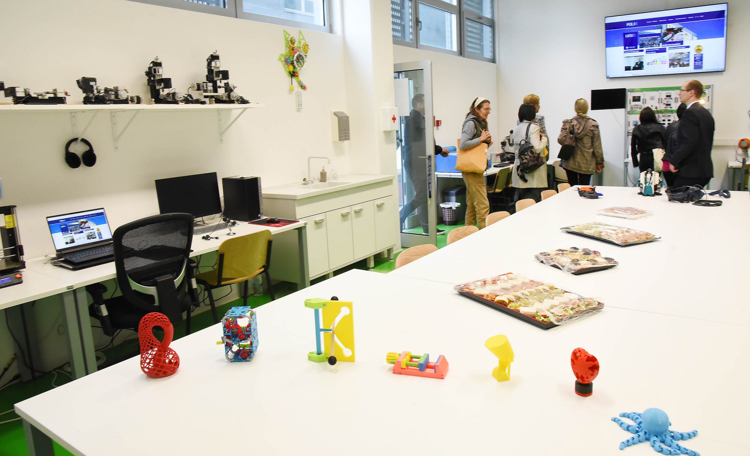 Želite iskusiti virtualnu stvarnost? Na riječkom Studiju politehnike otvoren STEM laboratorij ...