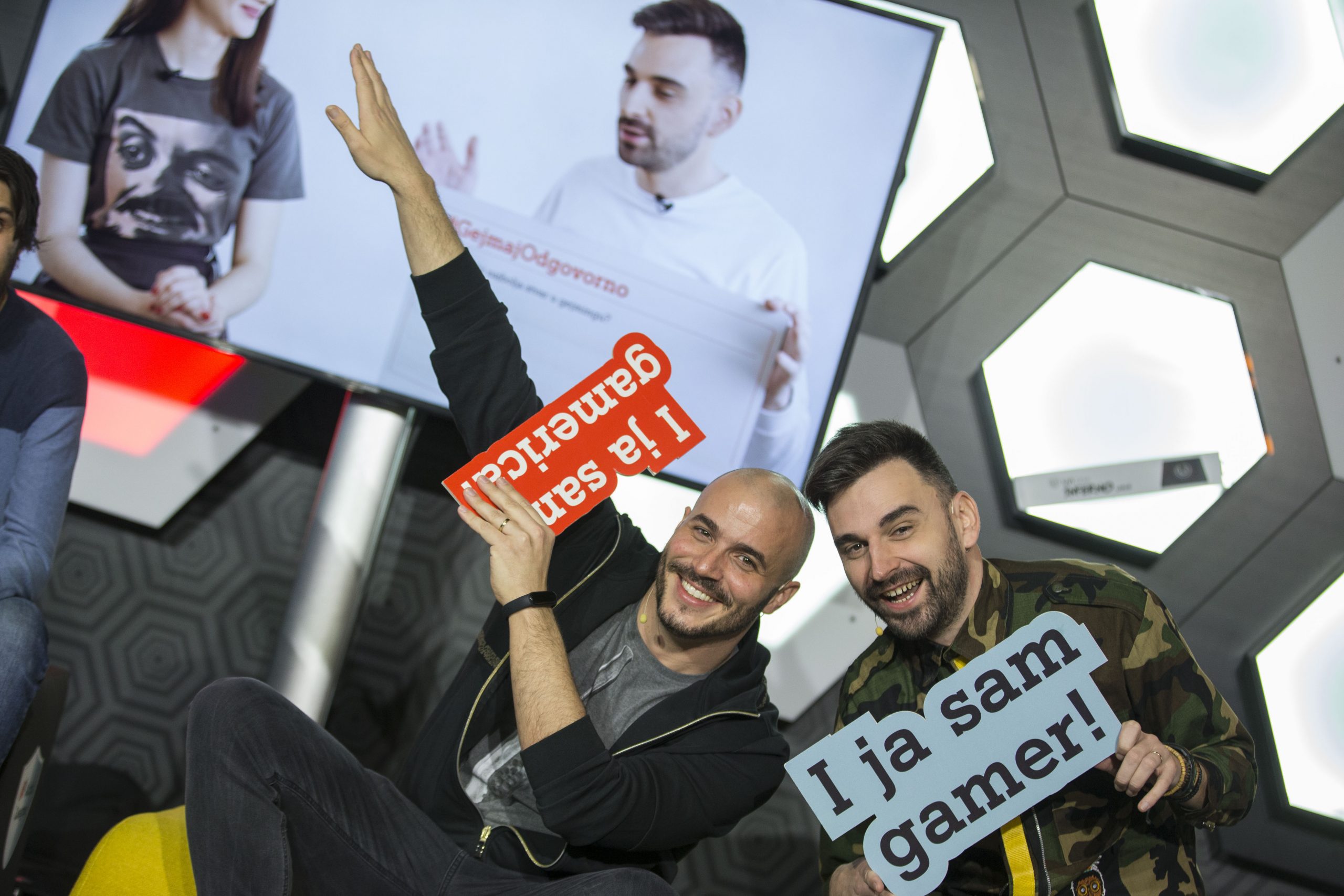 Melkior Bašić i Zsa Zsa otkrili svoja iskustva u online svijetu - Novi list