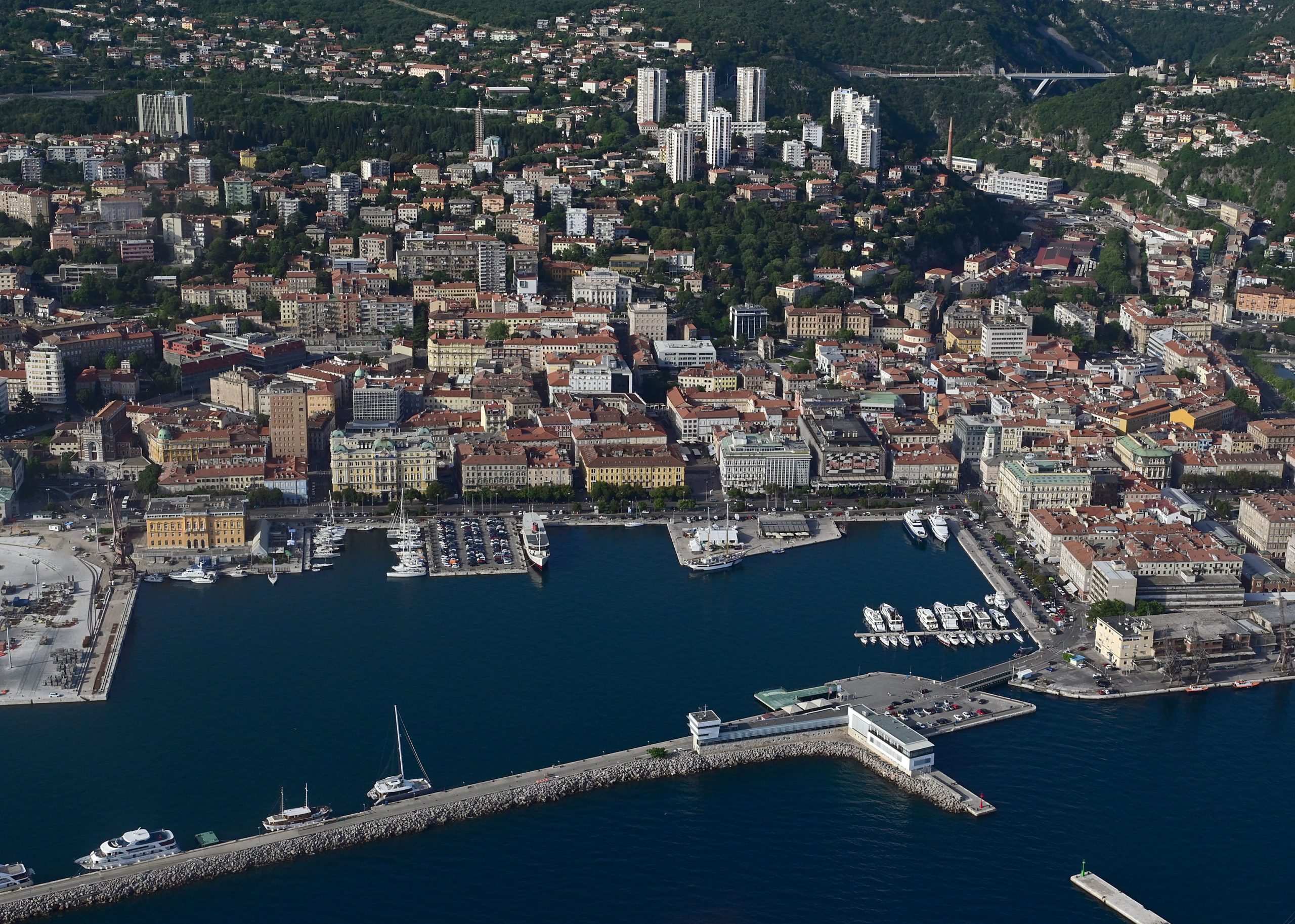 [Rijeka] - Luka Rijeka | Port of Rijeka | Page 526 | SkyscraperCity Forum