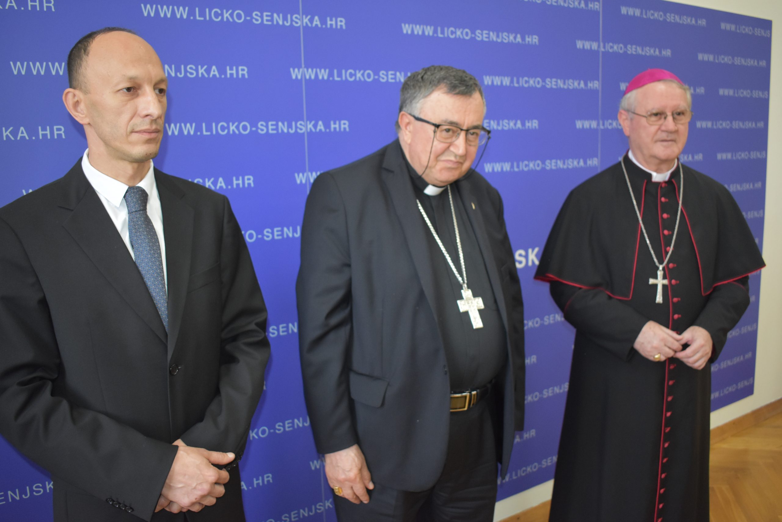 Kardinal Vinko Puljić u posjetu Gospiću: 'Hrvatski narod u BiH je ...