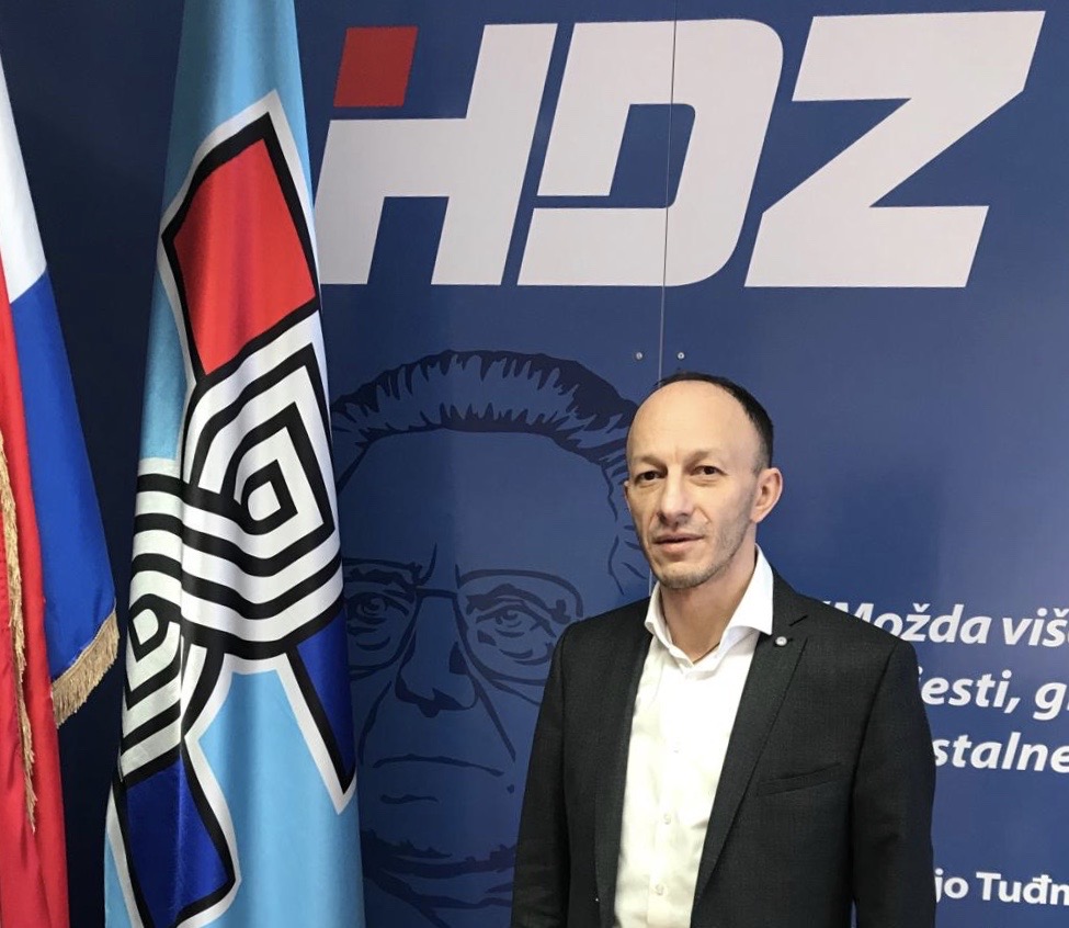 Ernest Petry: „Nova dužnost znači i novu šansu za Ličko-senjsku ...