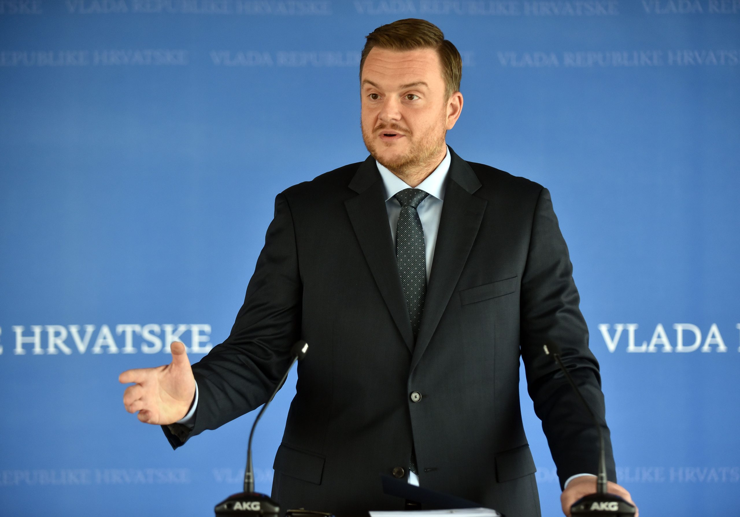 Ministar financija pojasnio ukidanje PDV-a za postavljanje solarnih ...