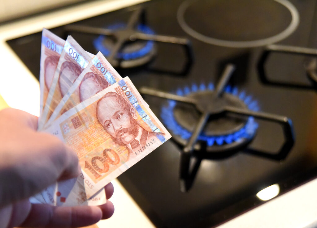 Energo Riječanima: Svi koji žele i mogu neka od nas prijeđu Gradskoj ...