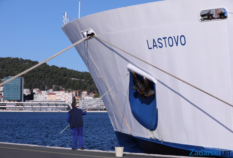 Jadrolinijin trajekt kumovao jednom lijepom prijateljstvu: Kapetan i ...